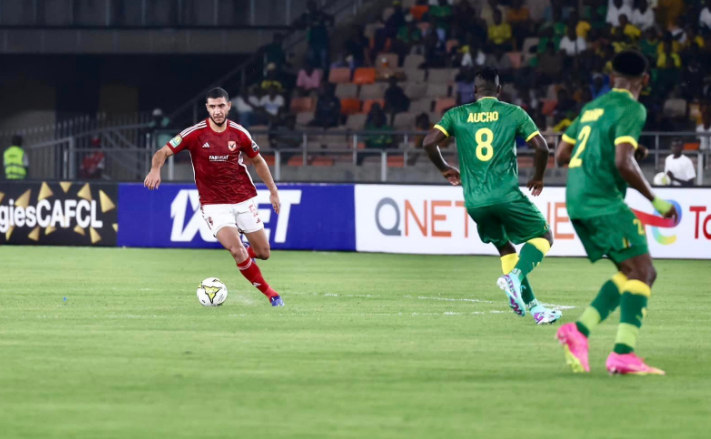 تعليق الفنان نبيل الحلفاوى على تعادل الاهلى اليوم أمام يانج أفريكانز ...